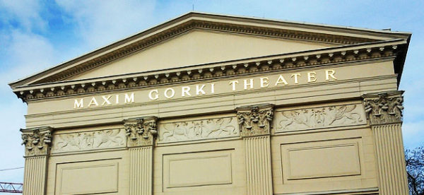 Maxim Gorki Theater - Radikal für eine neue jüdische Leitkultur in ...