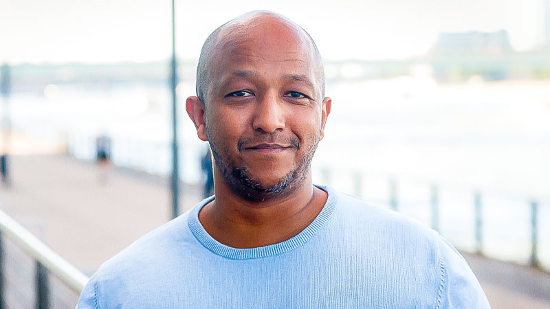 Nachruf: Sami Omars Beitrag zur antirassistischen Bildungsarbeit